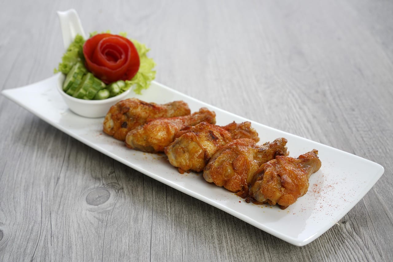 Catering Food Portion Calculator – How Much Food Per Person? - Handy ...
