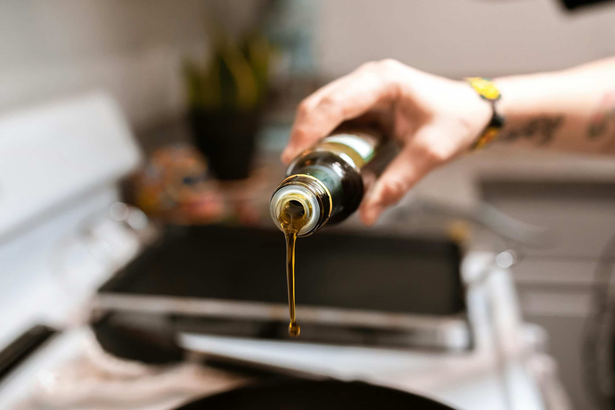 Cooking Oil Converter: Convert Cups, Tablespoons & Milliliters ...